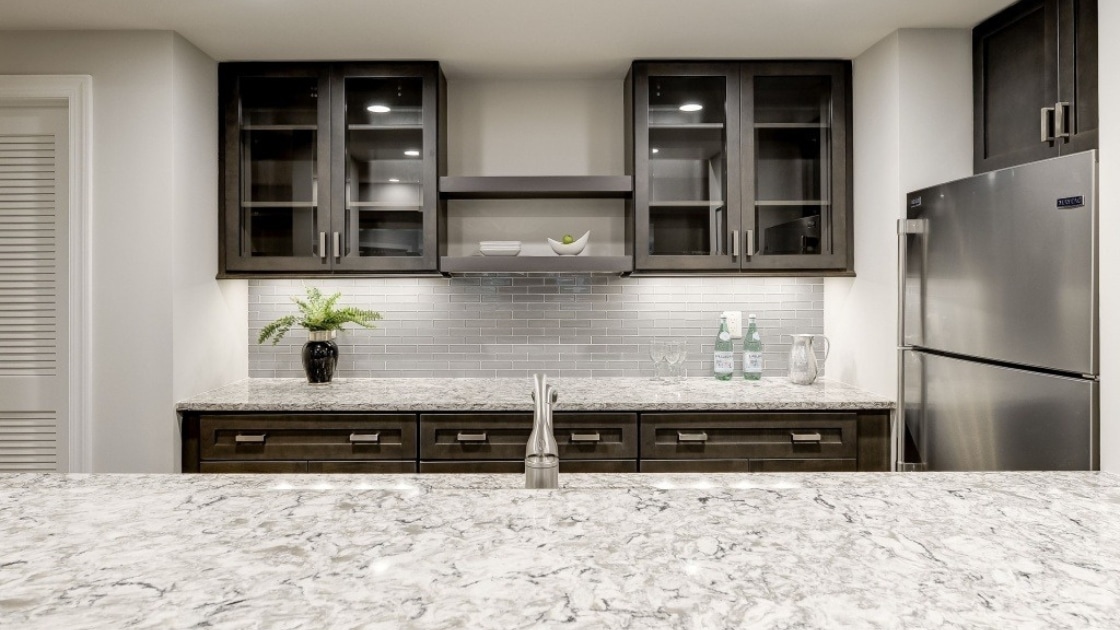 Enhance Your Kitchen with Luxurious Quartzite Countertops near Me in ...